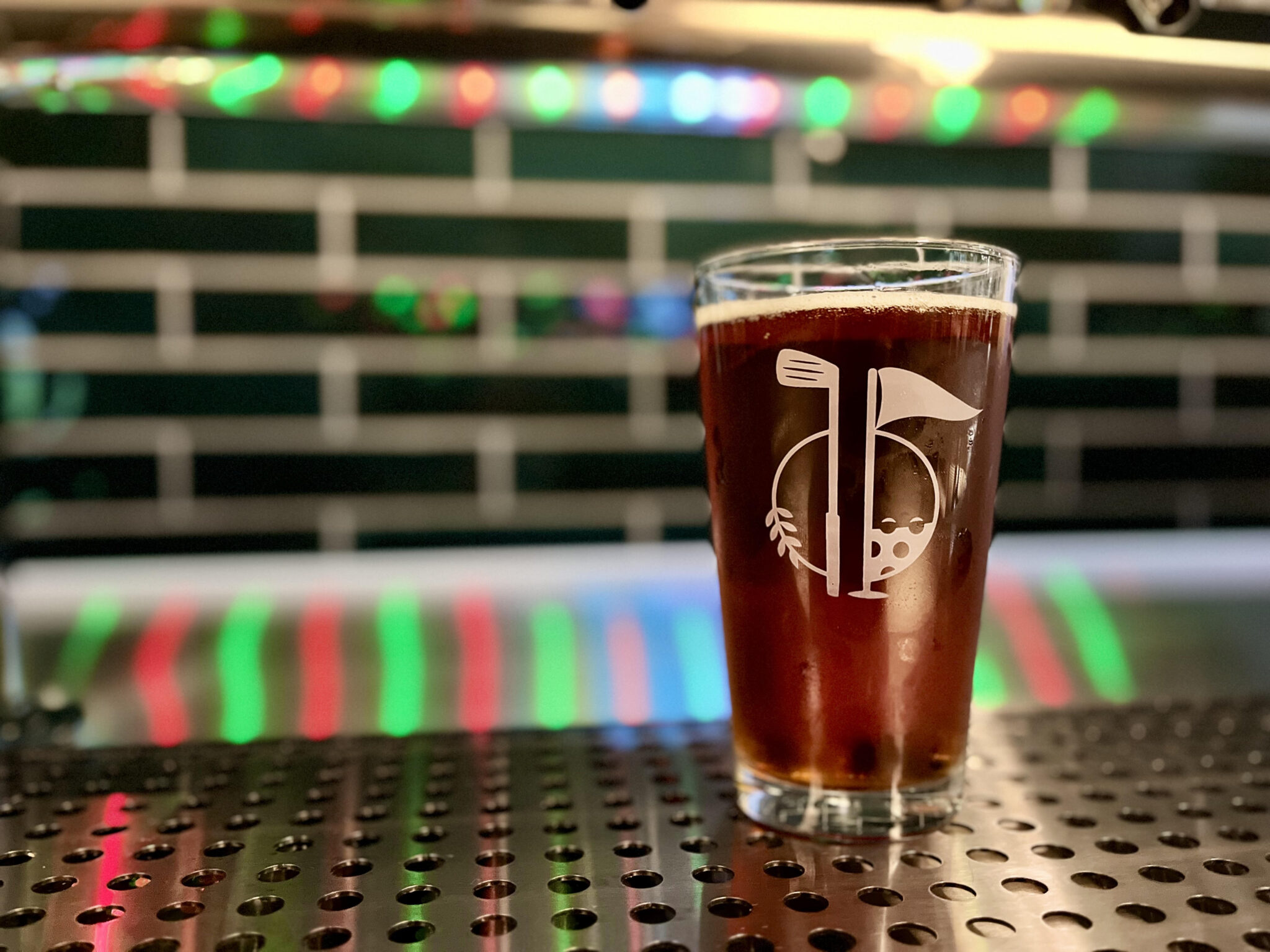 Tap-In: Putts & Brews – Golf Simulator – Self-Pour Taproom – Clemson SC