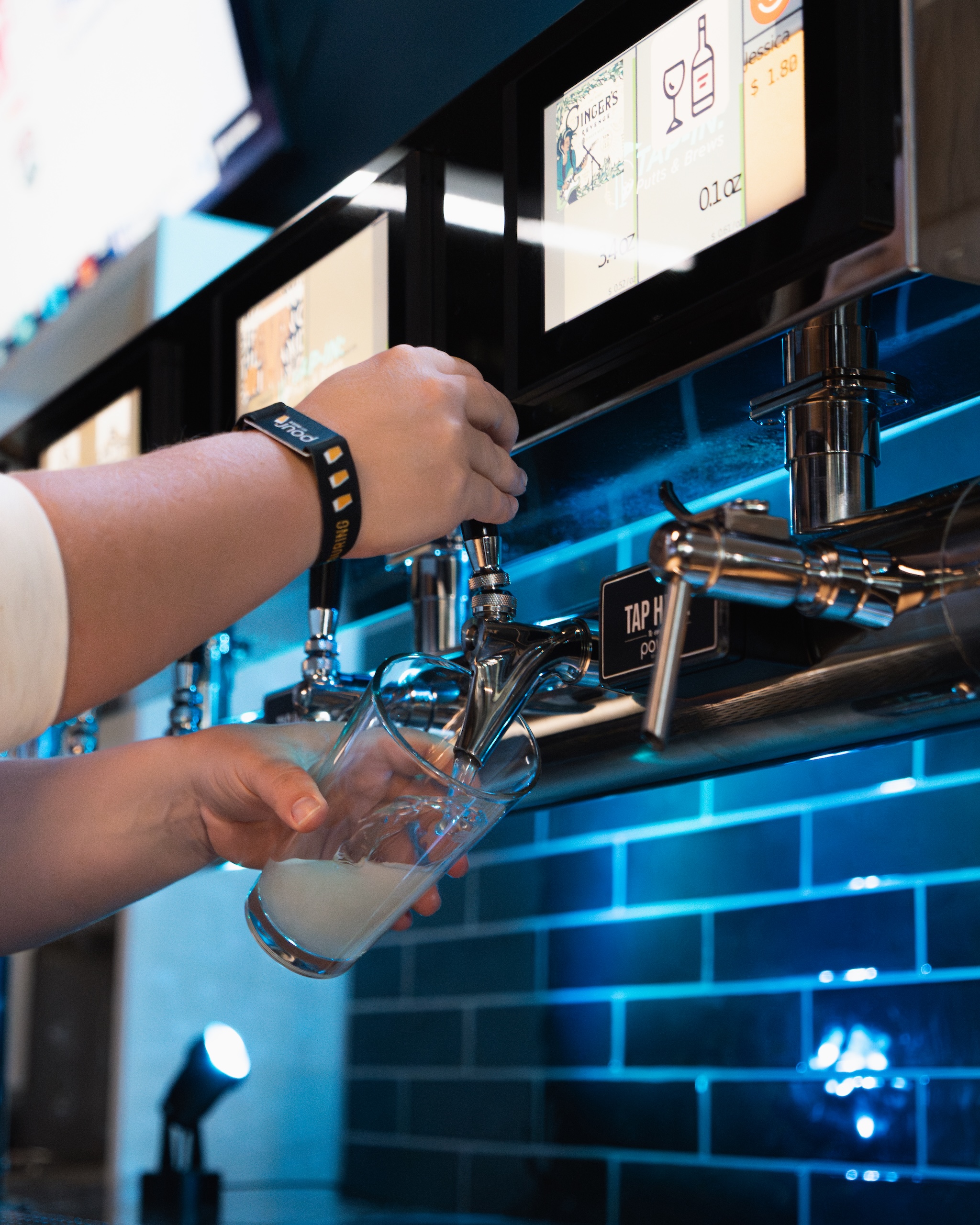 Tap-In: Putts & Brews | Indoor Golf | Self-Serve Taps | Family Fun!